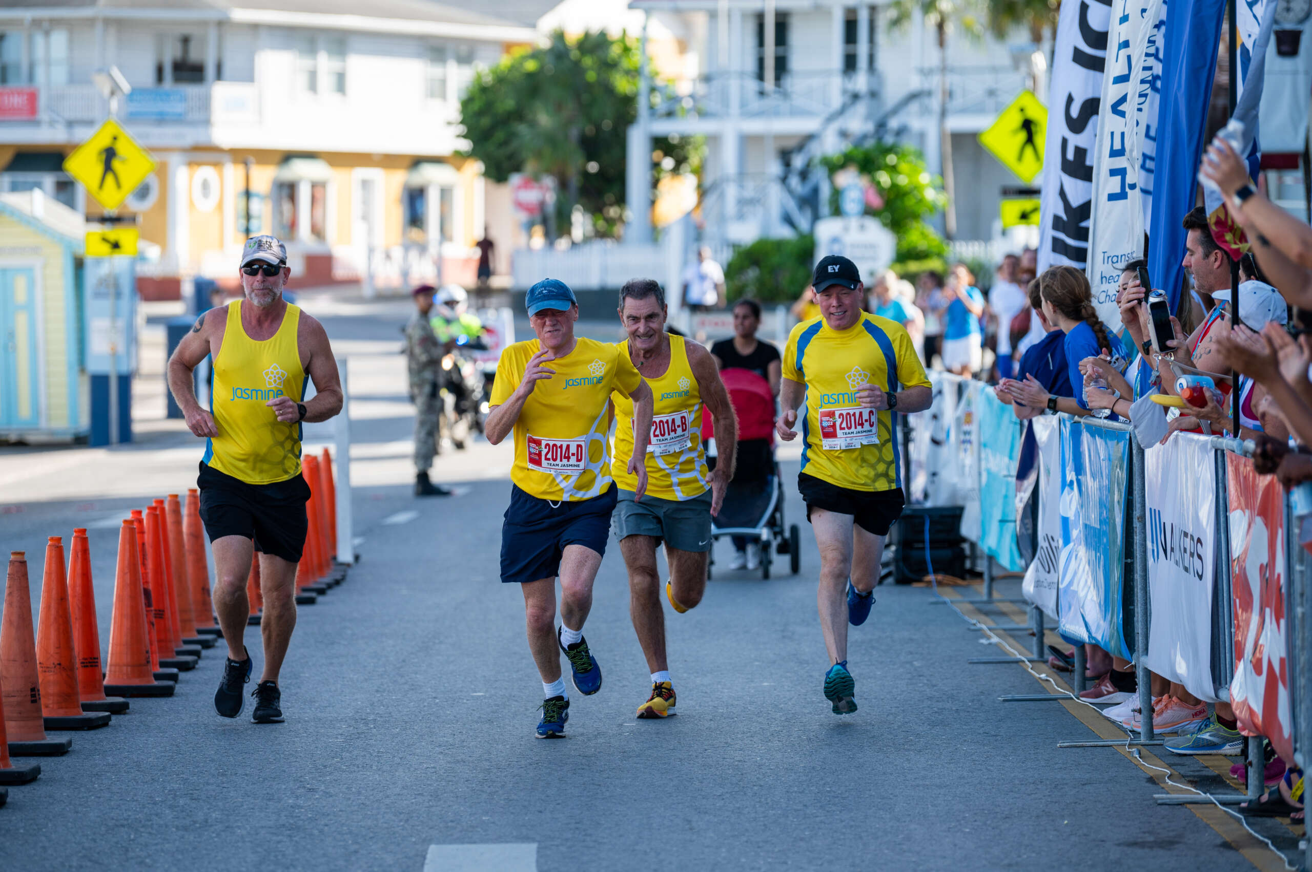 Record set at Cayman marathon - Cayman Compass