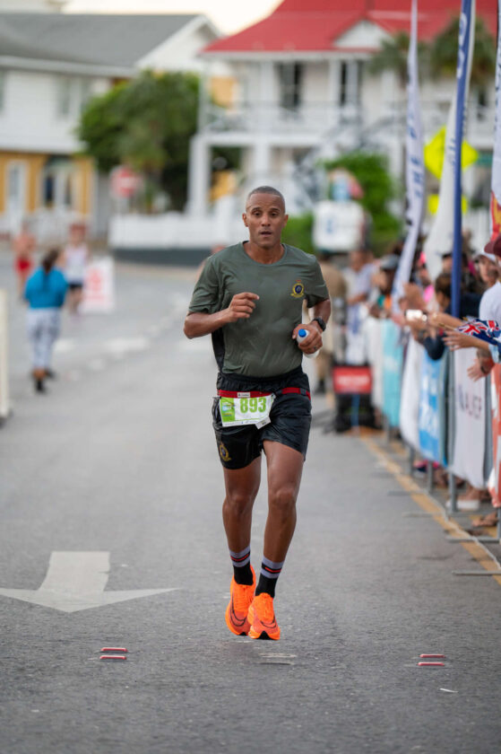 British visitors win Cayman's full and half marathon - Cayman Compass