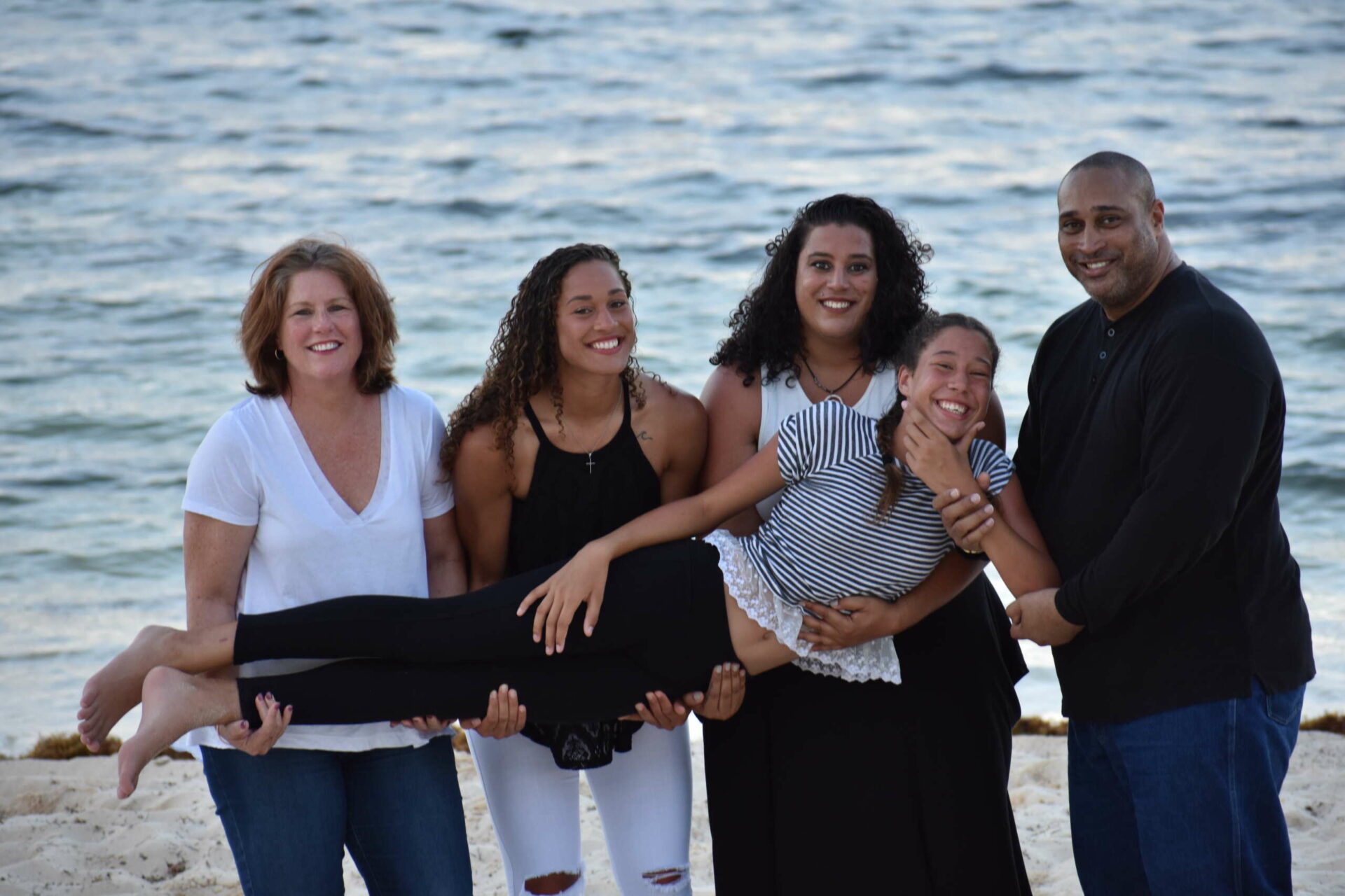 Addison Kelly lost her fight with mental illness, now her family is ...