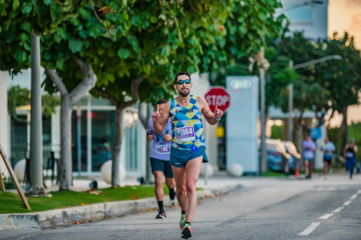 Kelly family 'overwhelmed' as Addi's 5k draws 1,000 supporters - Cayman ...