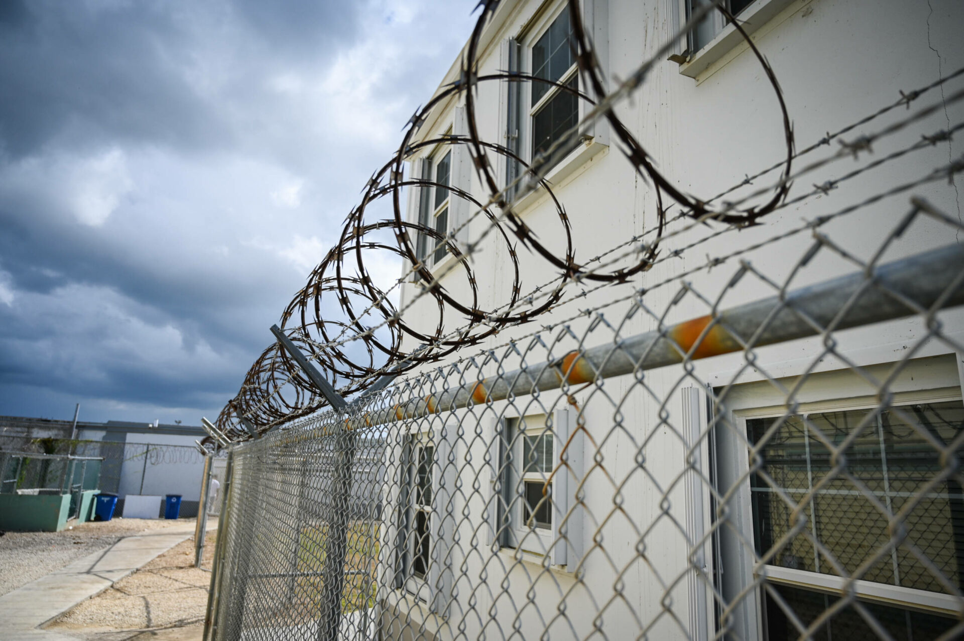 Chickenpox cases detected at prison - Cayman Compass