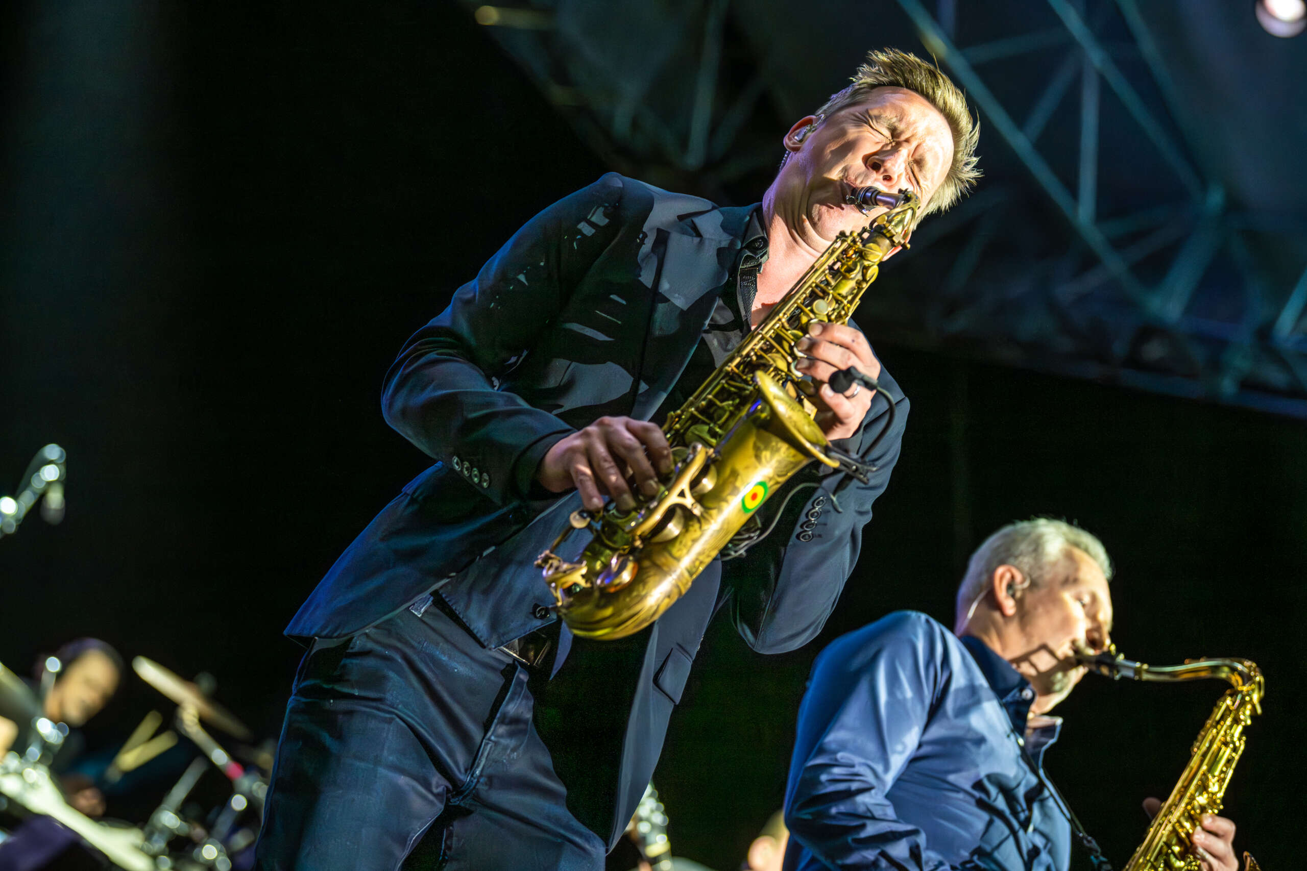 Capella gets thousands groovin' as UB40 headlines festival - Cayman Compass