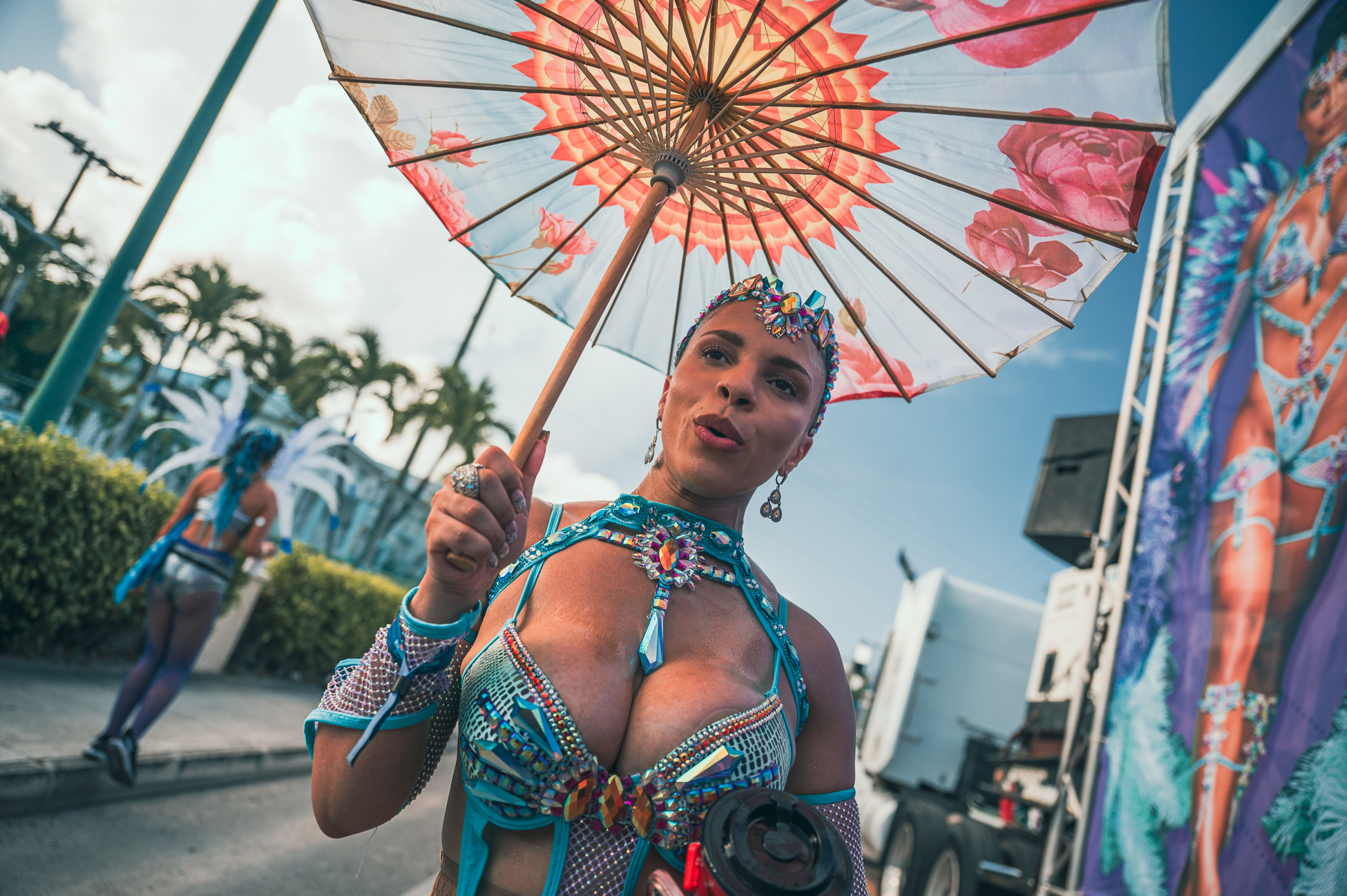 CayMask 2023-18 - Cayman Compass