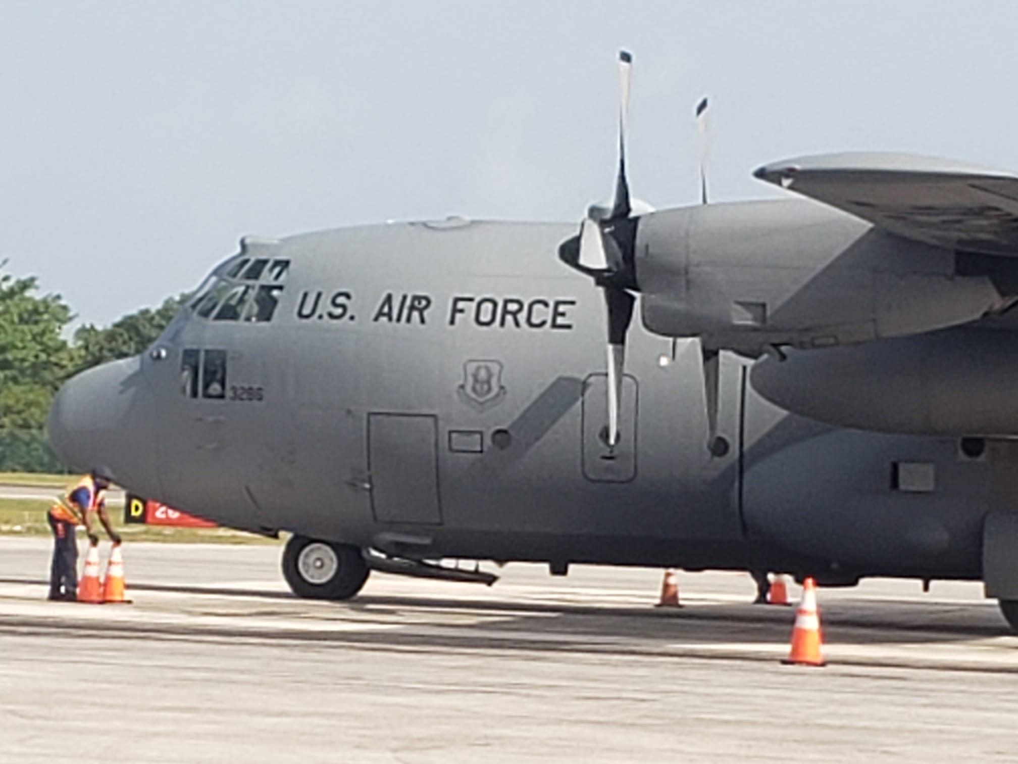 US military planes make pit stop at Owen Roberts airport - Cayman Compass