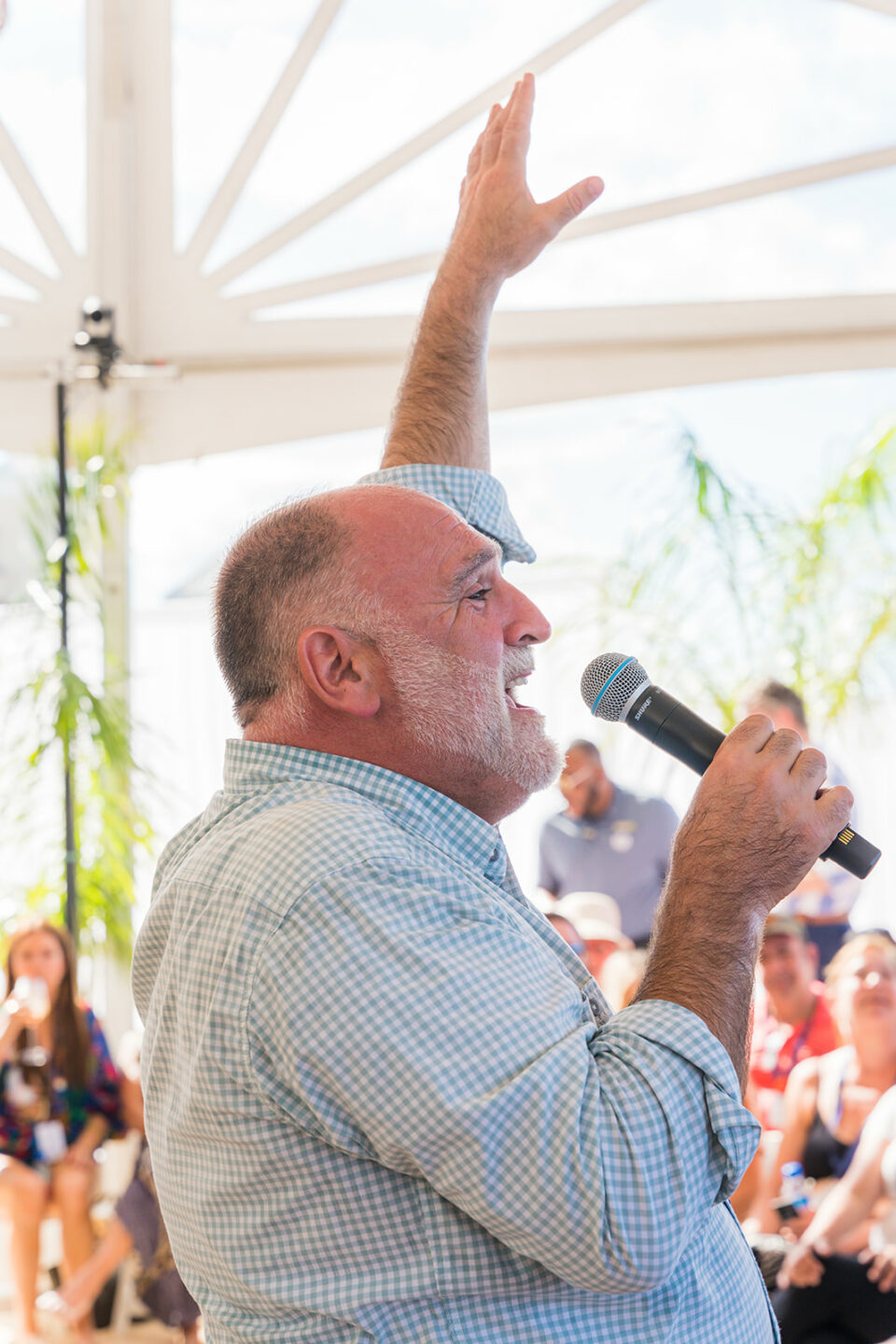 Cayman Cookout chef José Andrés wins humanitarian award - Cayman Compass