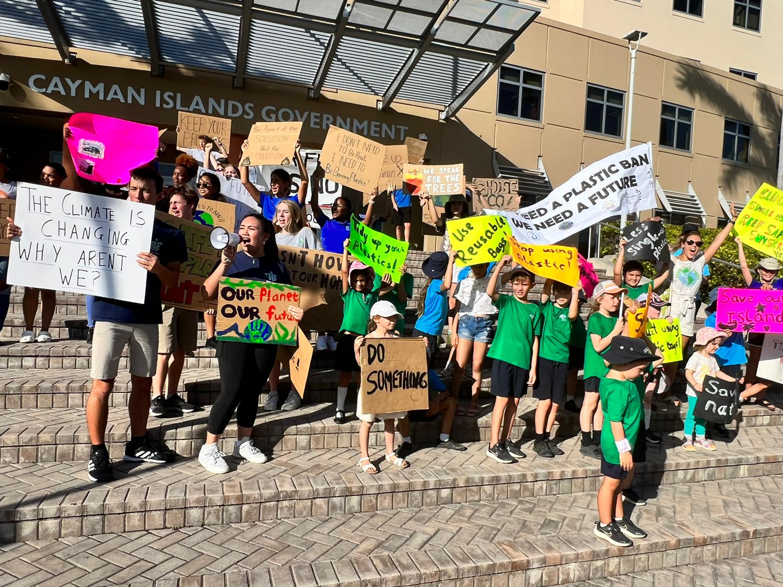 Youth environmental activists join global campaign against fossil fuels ...
