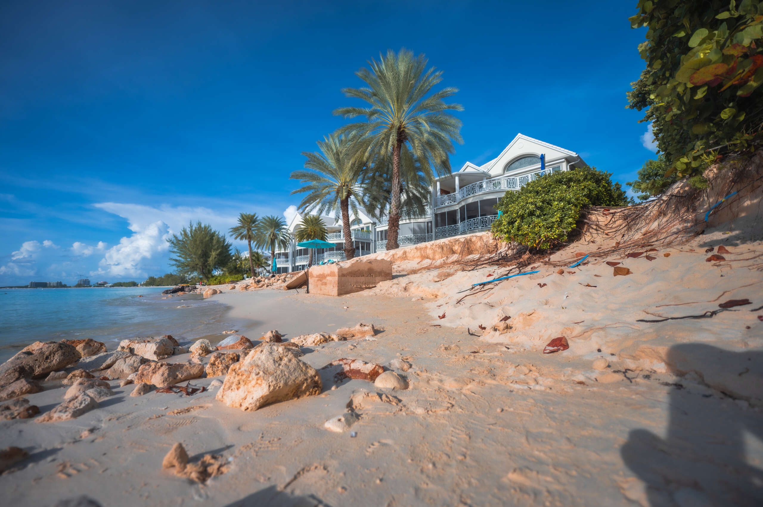 East End beach carpark may increase coastal erosion, says DoE - Cayman ...