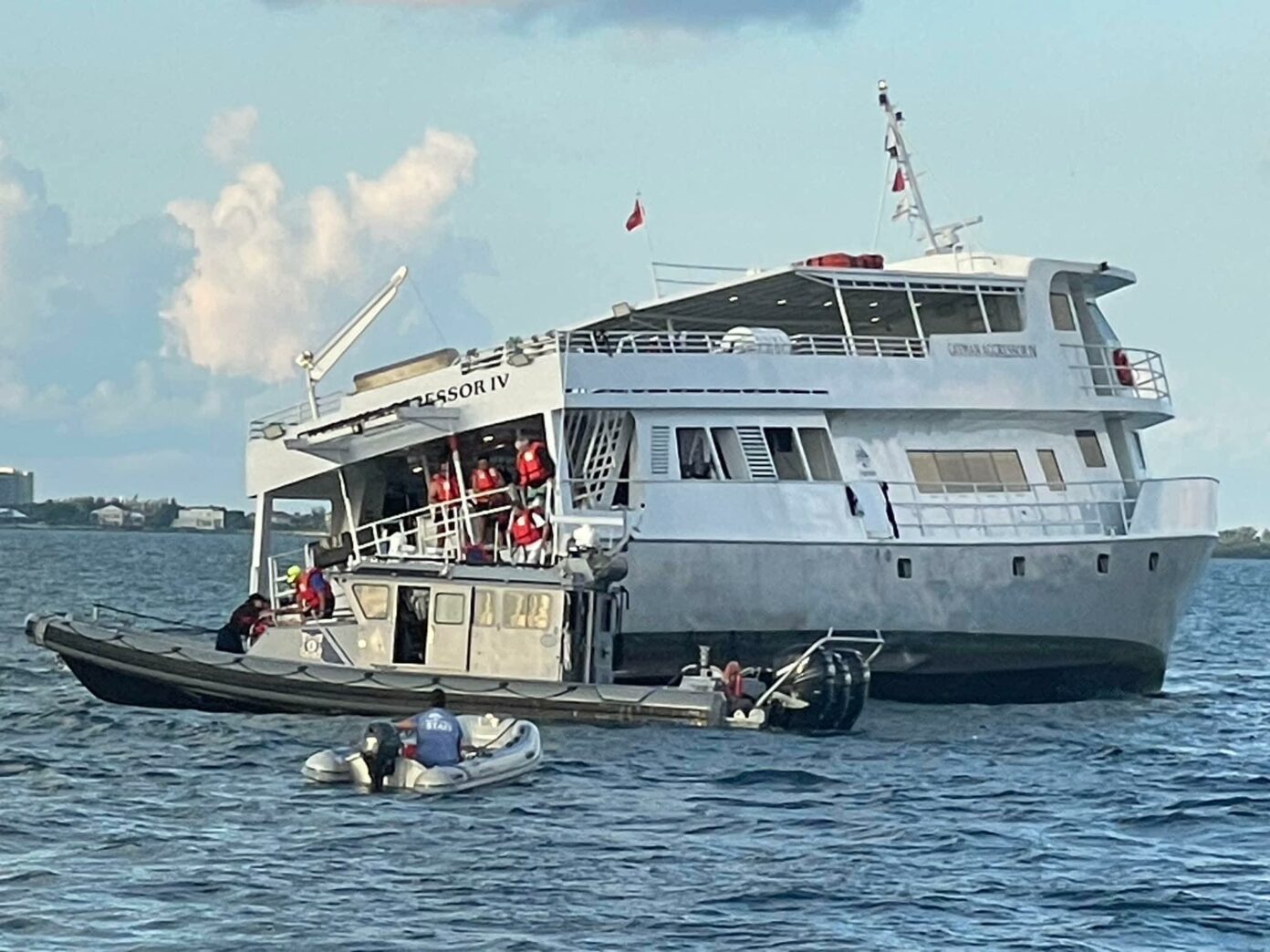 DoE assessing reef damage after Aggressor grounding - Cayman Compass