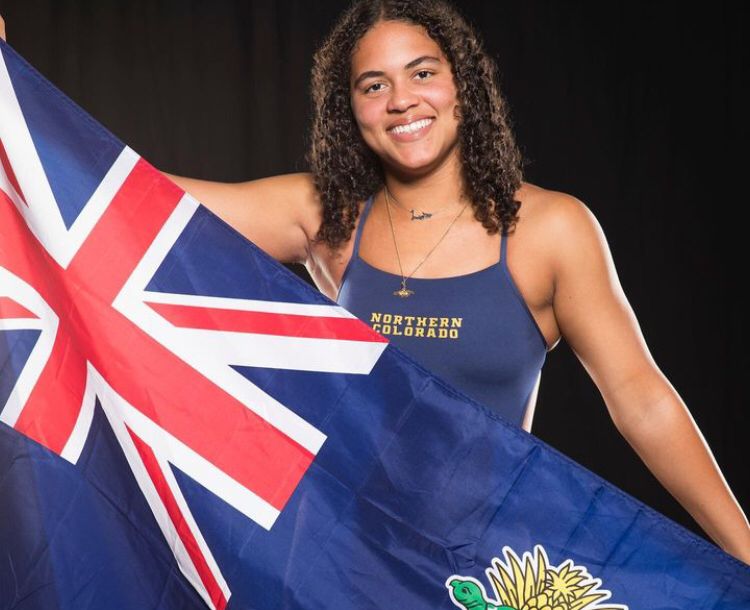 Rabess shines in collegiate open-water competition - Cayman Compass