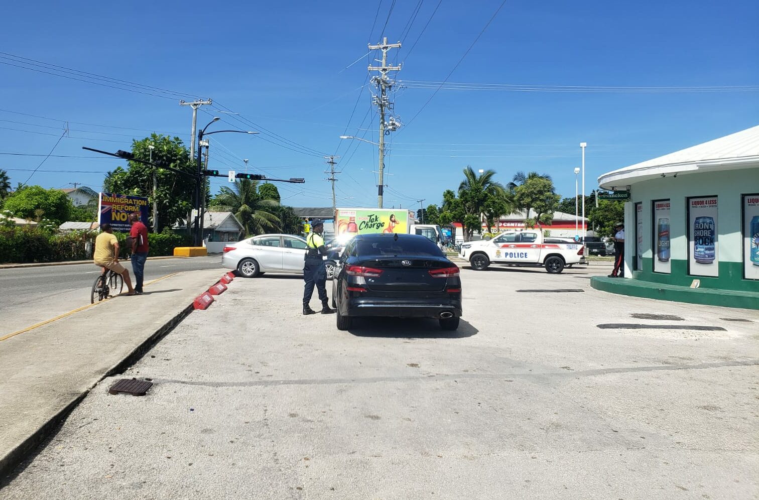 One man arrested for murder of Divonte Hernandez - Cayman Compass