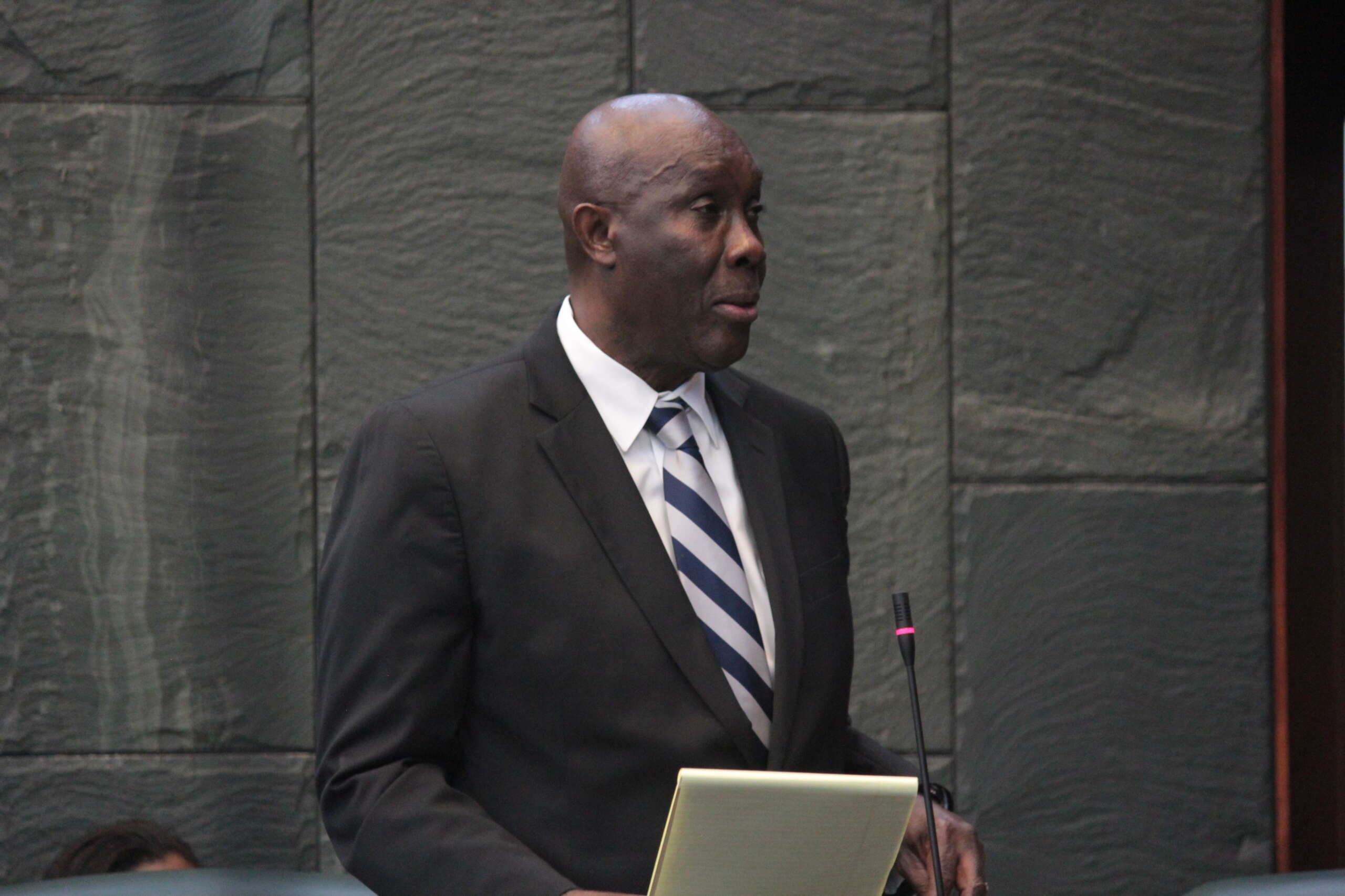 MPs vote in favour of beneficial ownership transparency law - Cayman ...