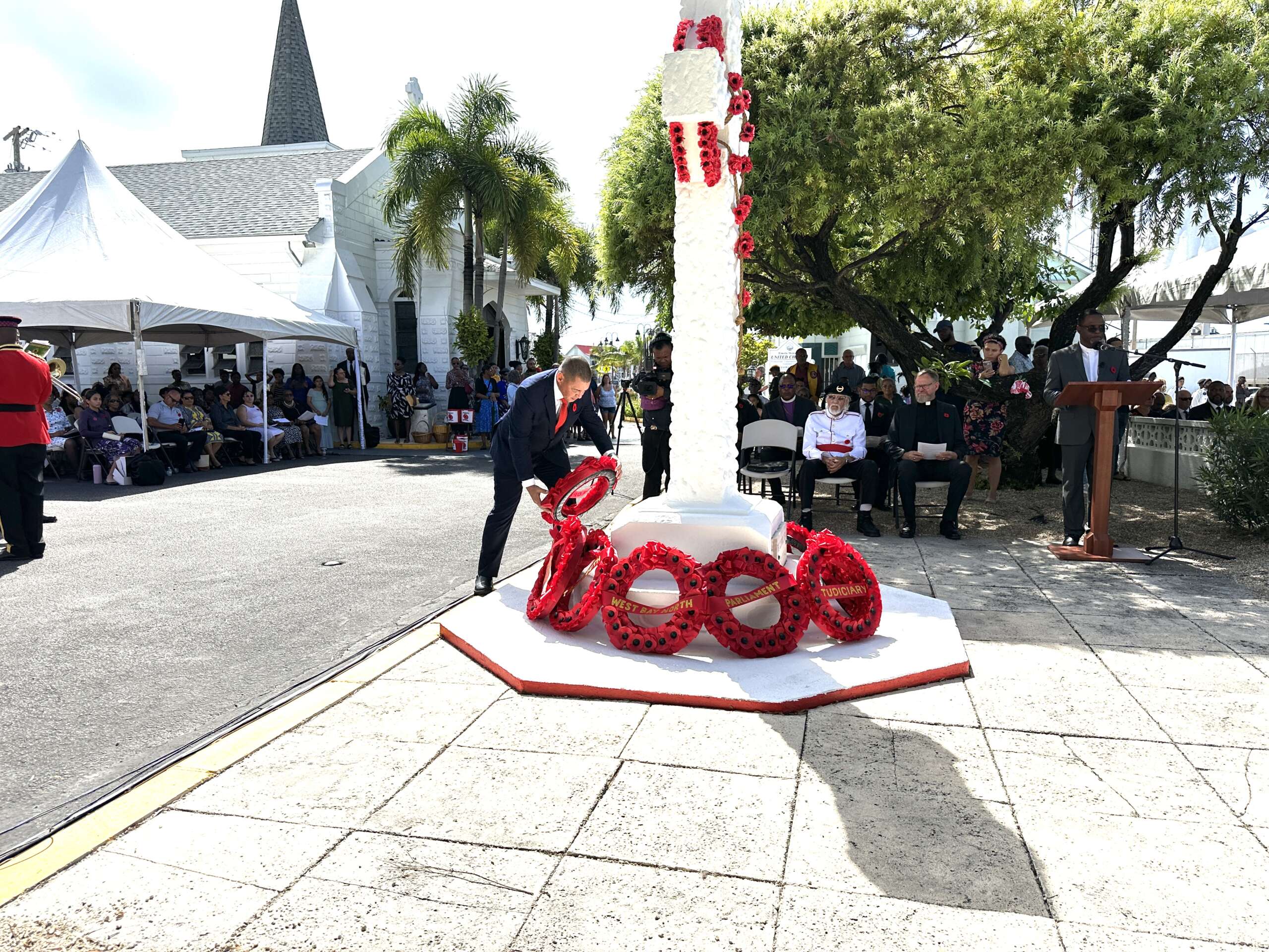 Harwell 'Harry' McCoy honoured at Remembrance Sunday - Cayman Compass