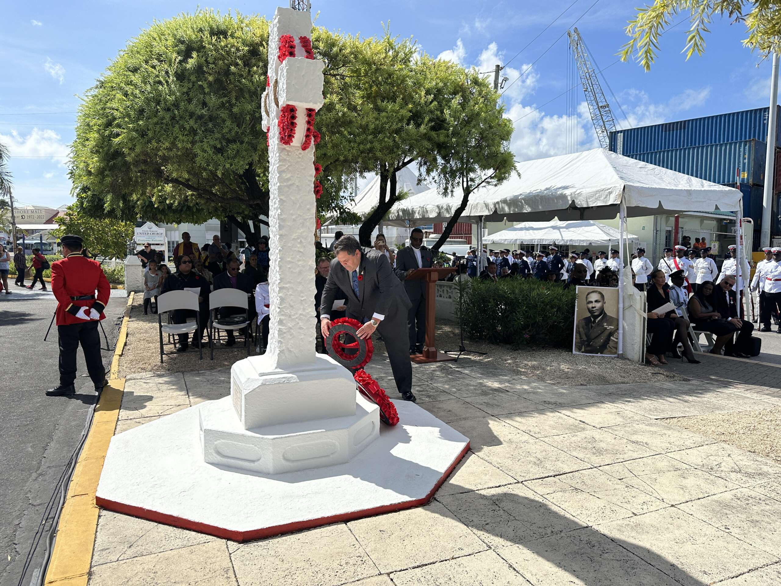 Harwell 'Harry' McCoy honoured at Remembrance Sunday - Cayman Compass