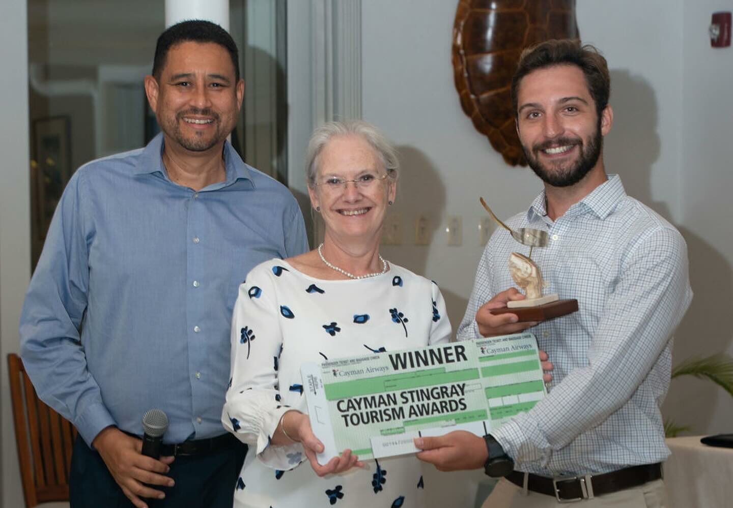 Tourism employees awarded for 'outstanding and memorable' service - Cayman Compass