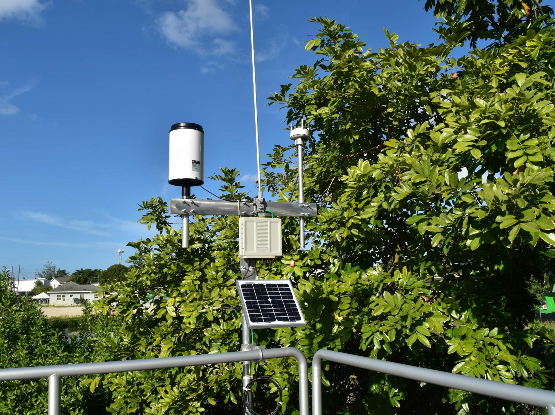 Smart tech early flood-warning system in the works - Cayman Compass