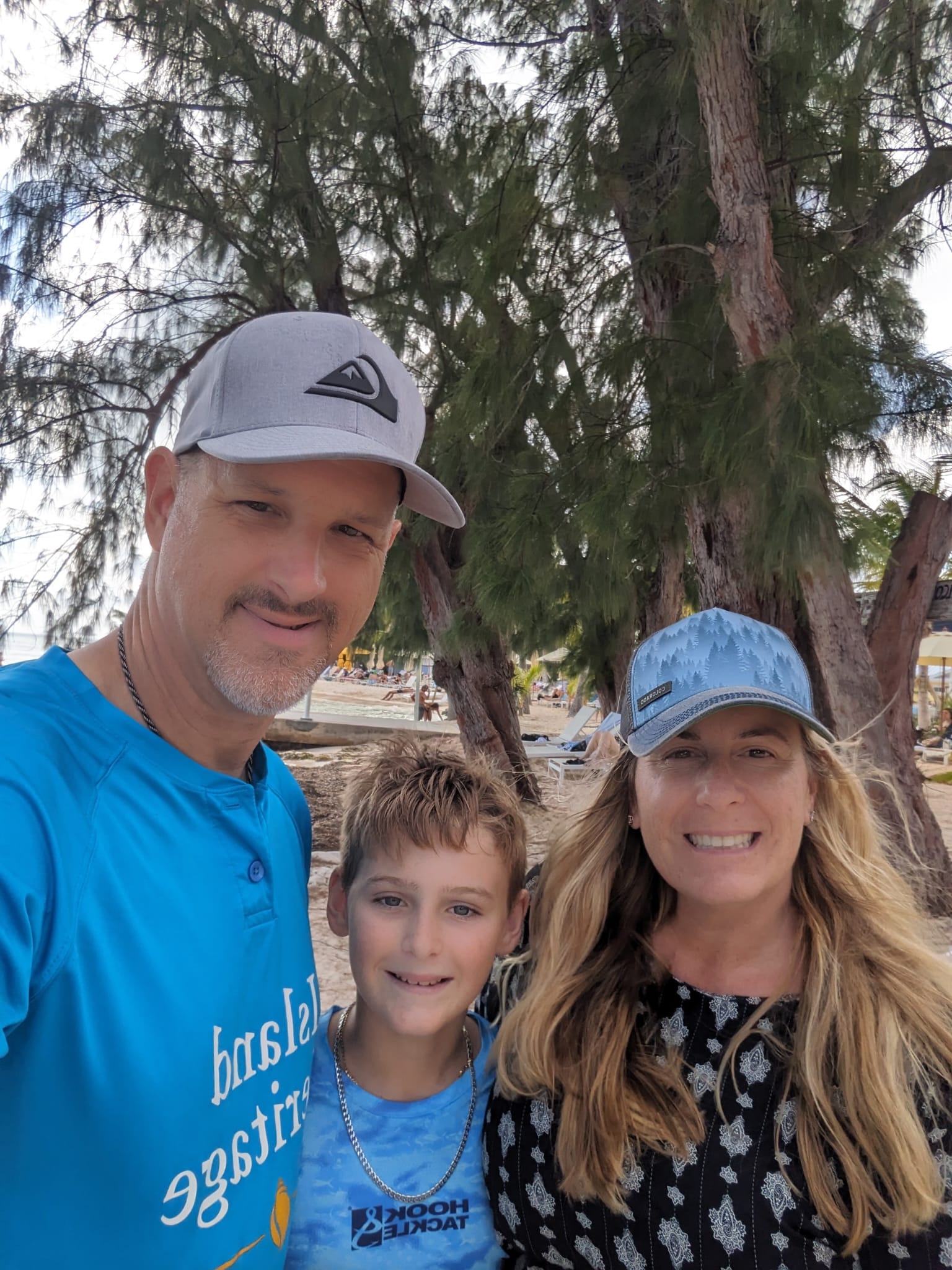 Cayman student sells 'flamingo-ade' to raise funds for National Trust ...