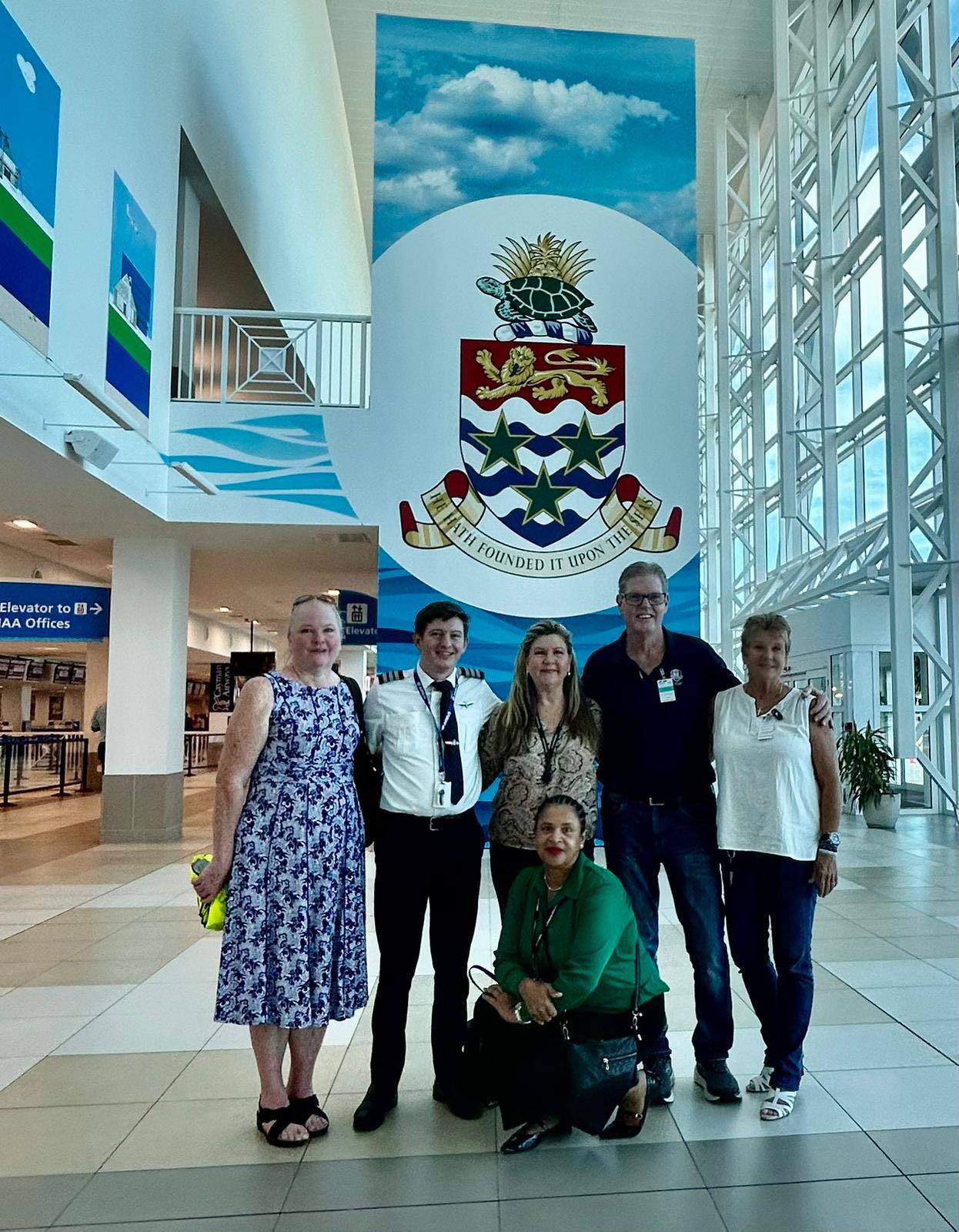 First Caymanian to pilot American Airlines plane touches down at Owen ...