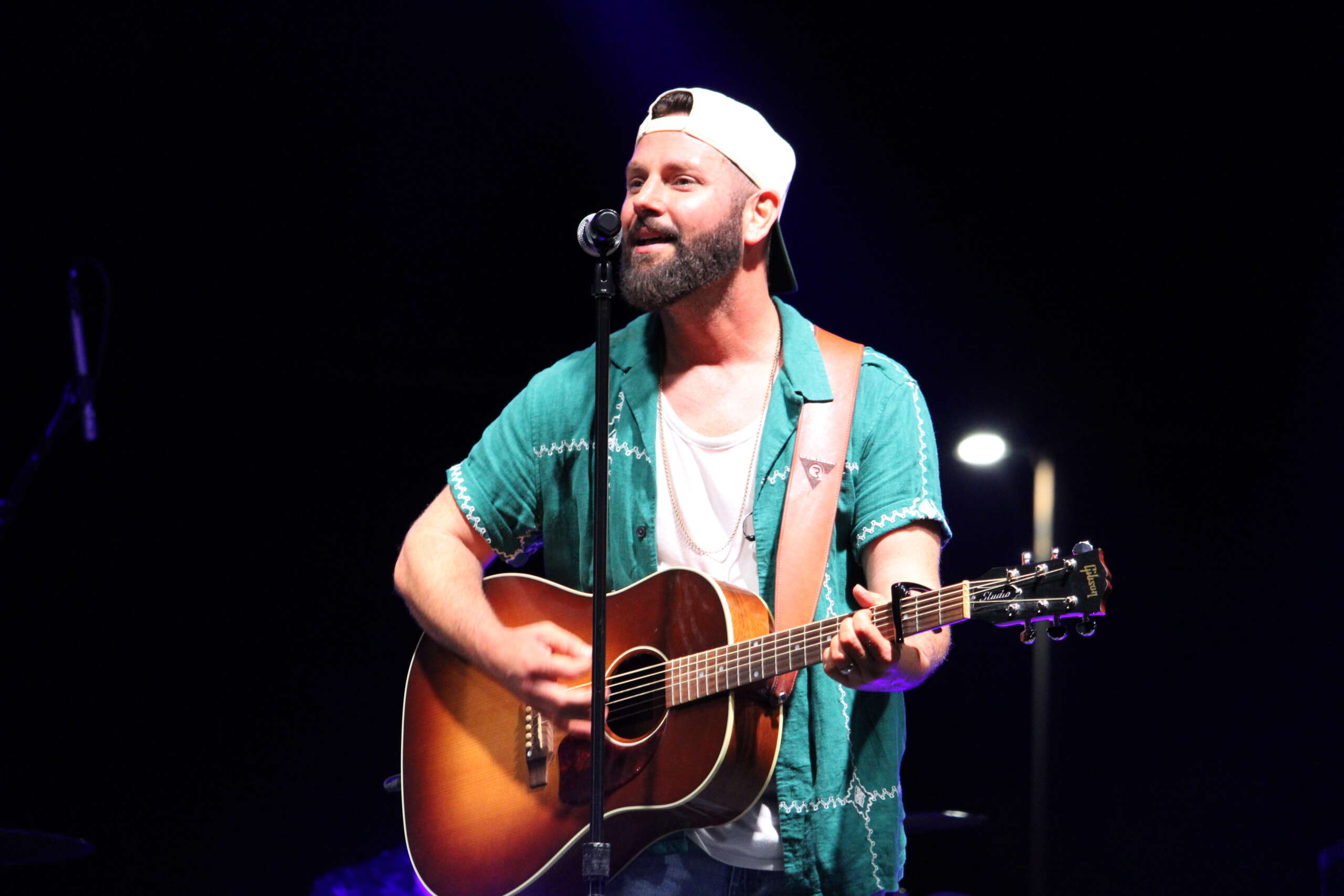 Country singer Ryan Griffin debuts new song to Cayman audience - Cayman ...