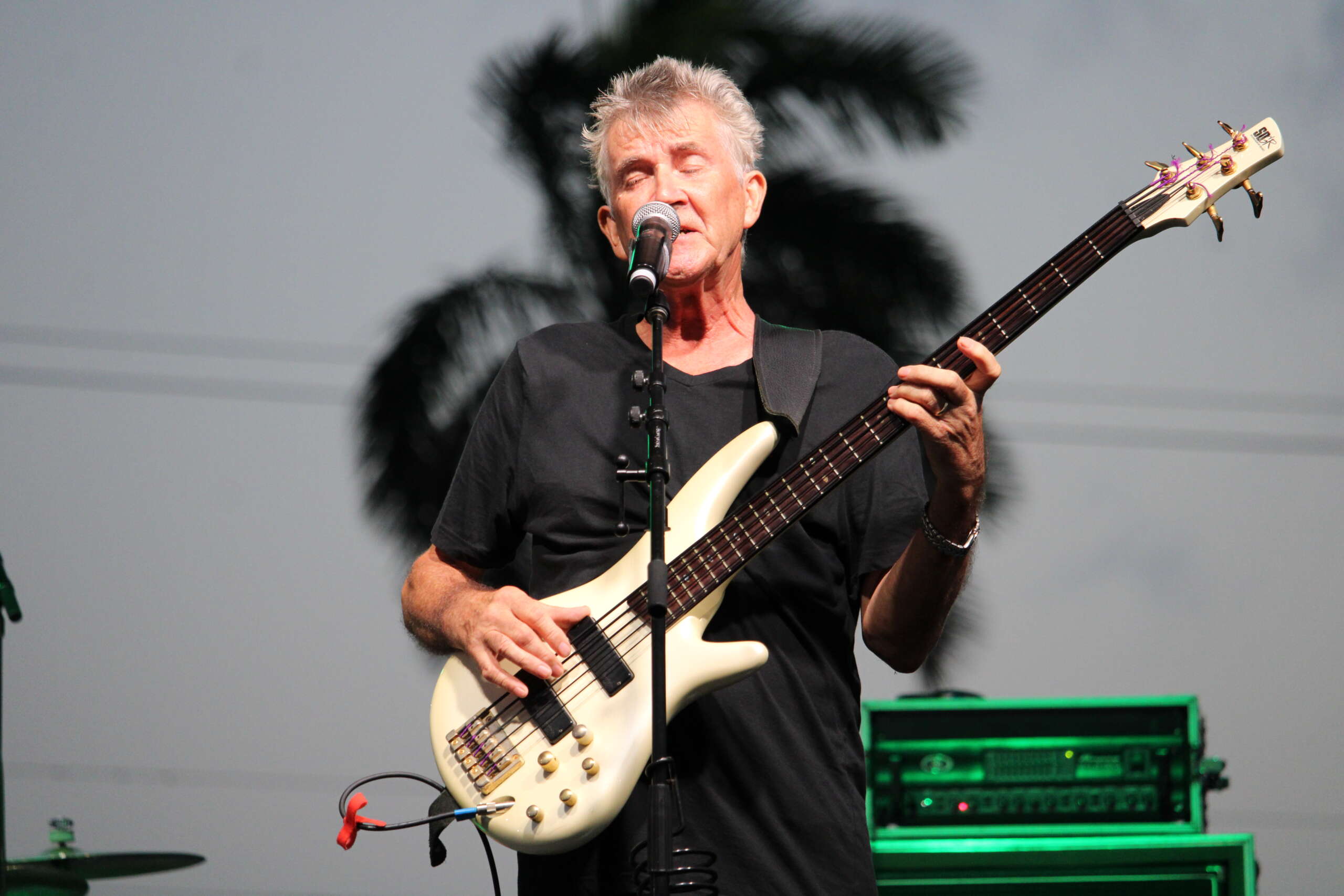 Country singer Ryan Griffin debuts new song to Cayman audience - Cayman ...