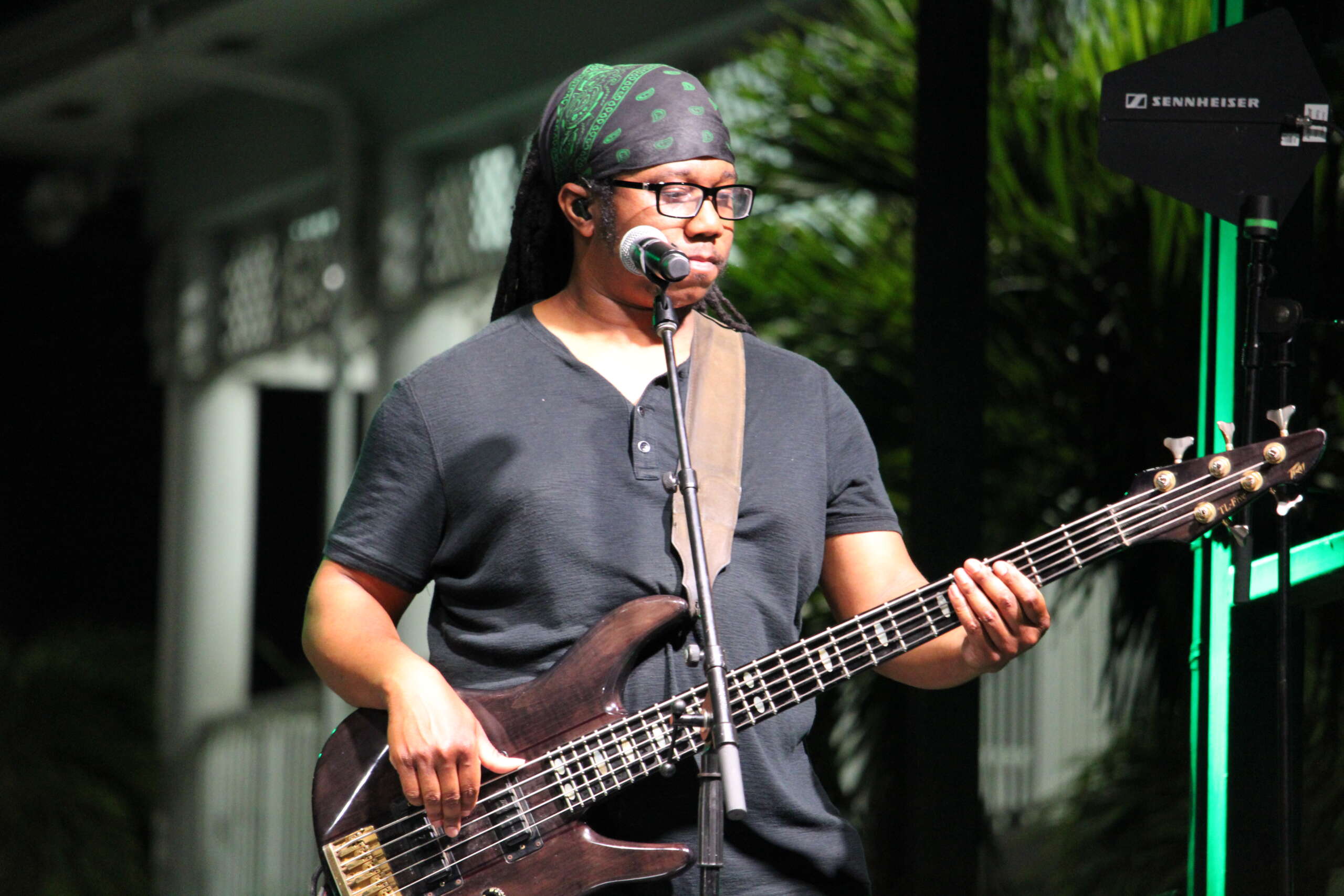 Country singer Ryan Griffin debuts new song to Cayman audience - Cayman ...