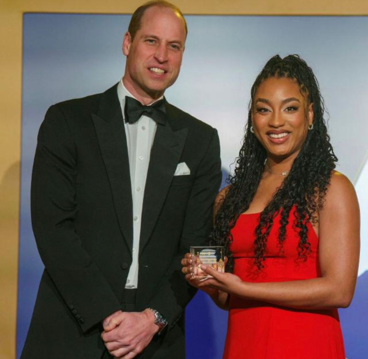 Hero's welcome for Dejea Lyons after winning Legacy Award - Cayman Compass