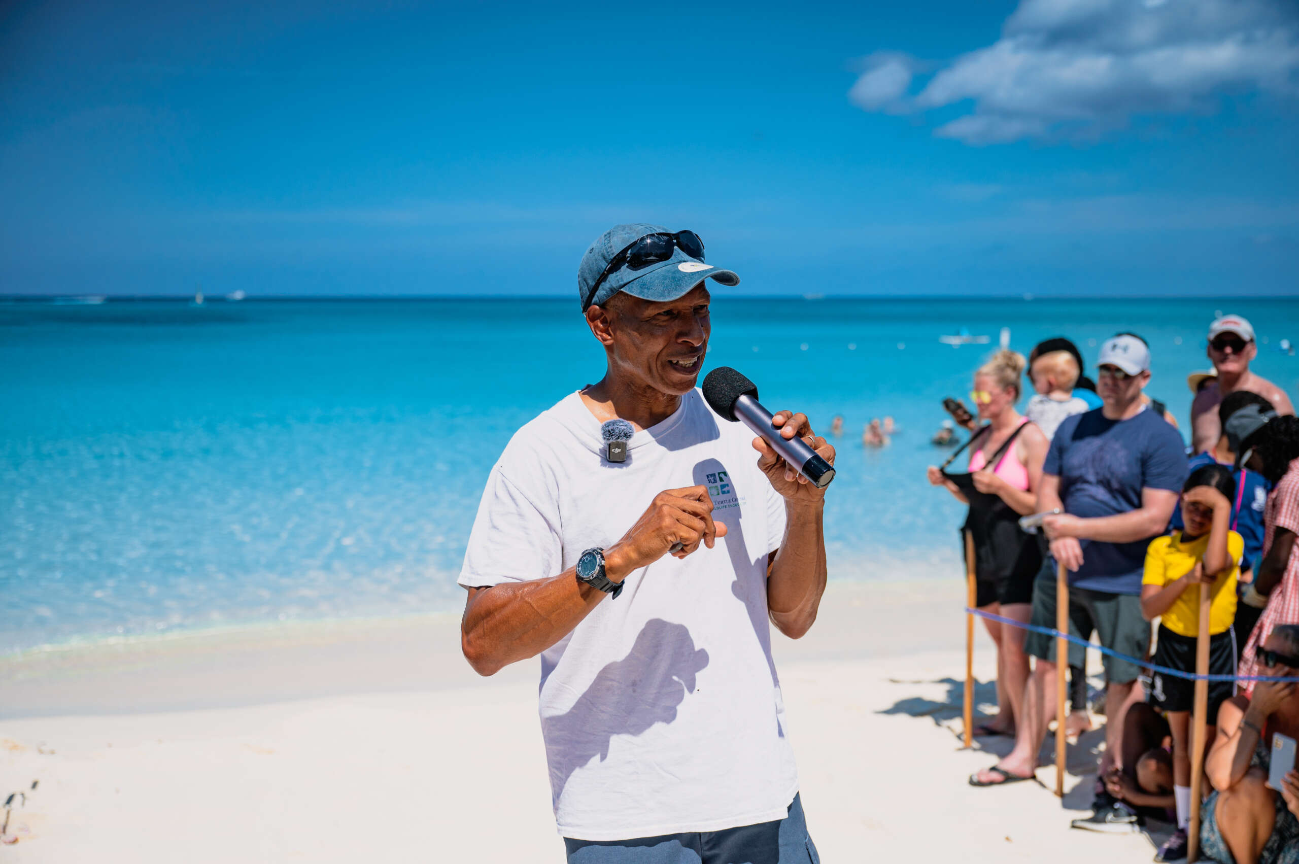 Earth Day Turtle Release-2 - Cayman Compass