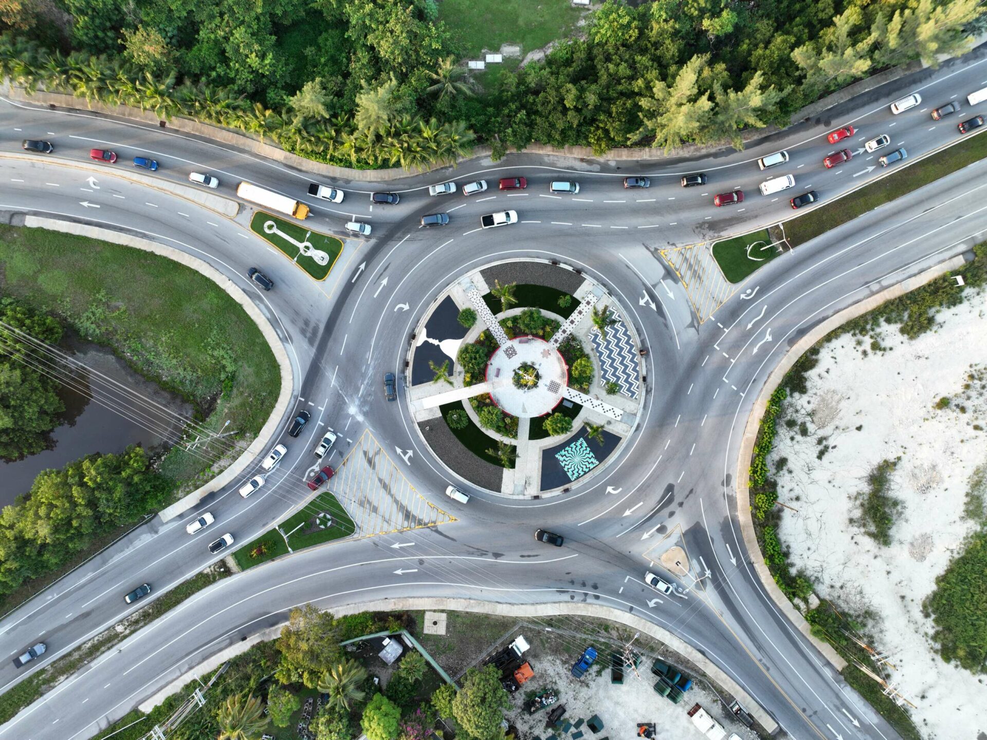 Time to get rid of Grand Harbour roundabout? - Cayman Compass