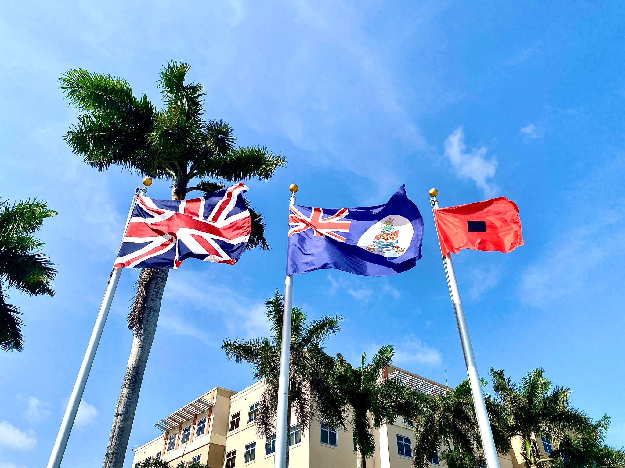 Hurricane warning flag 2 - Cayman Compass