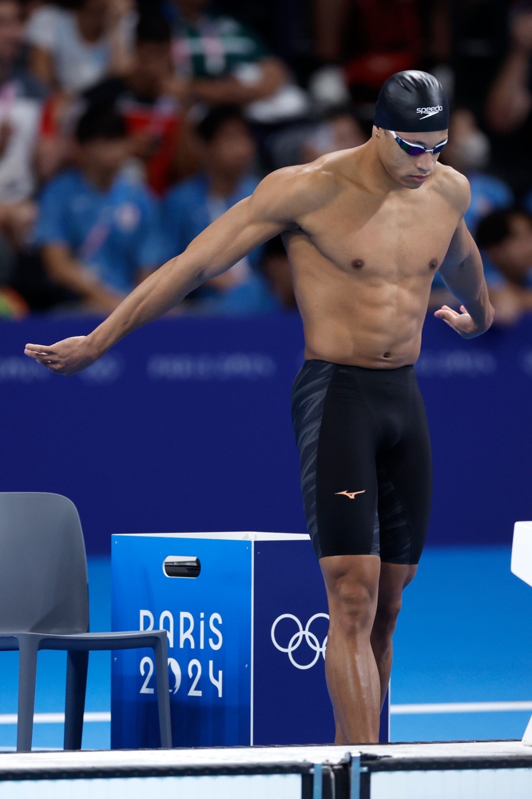 Crooks a split-second from glory in valiant Olympic effort - Cayman Compass