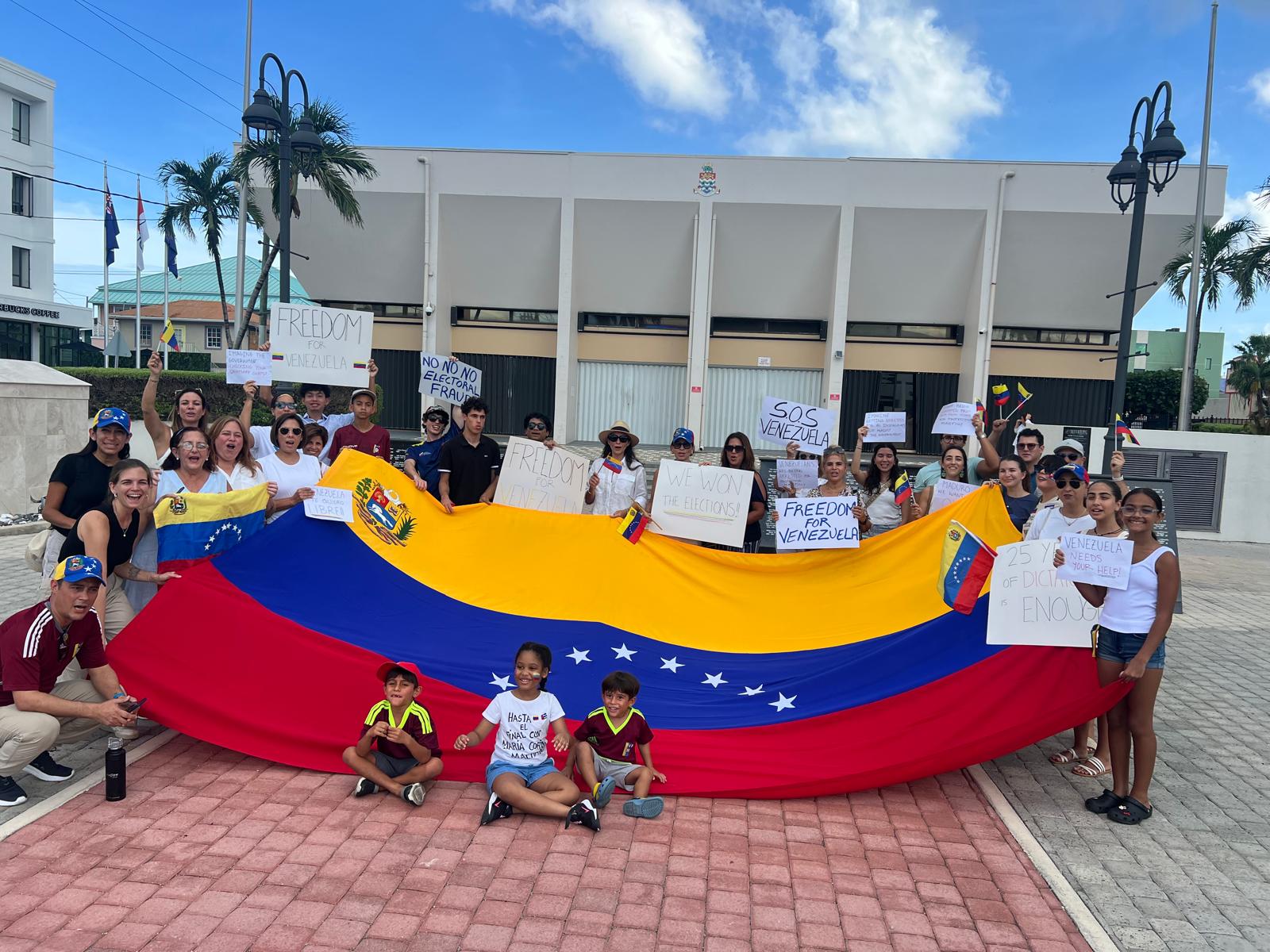 Venezuela election protest gathers dozens in George Town - Cayman Compass