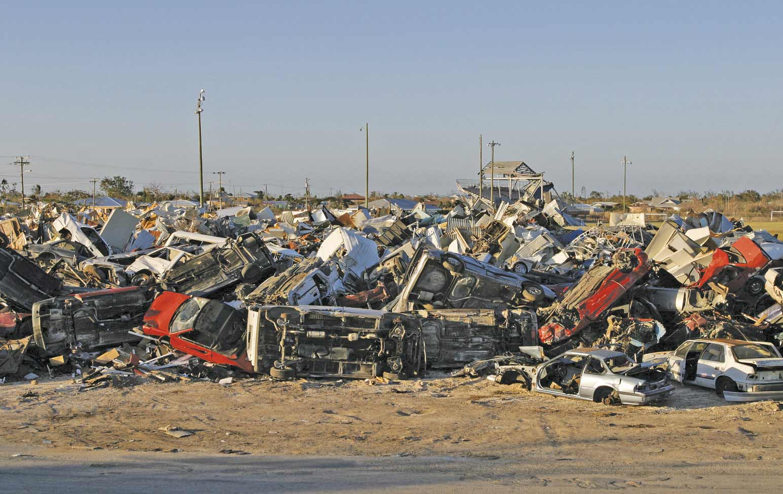 Remembering Ivan: Massive clean-up - Cayman Compass