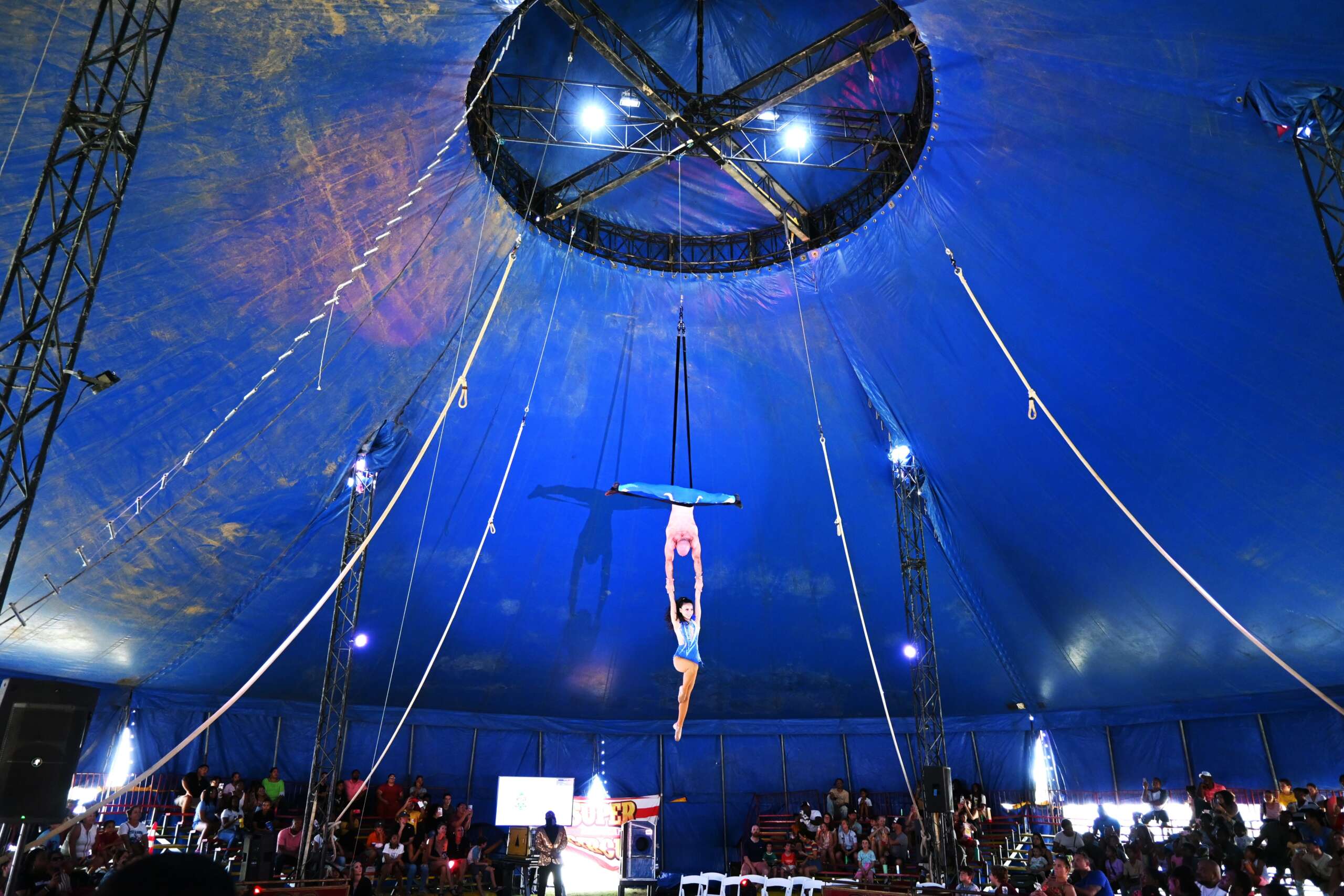 Circus comes to George Town - Cayman Compass
