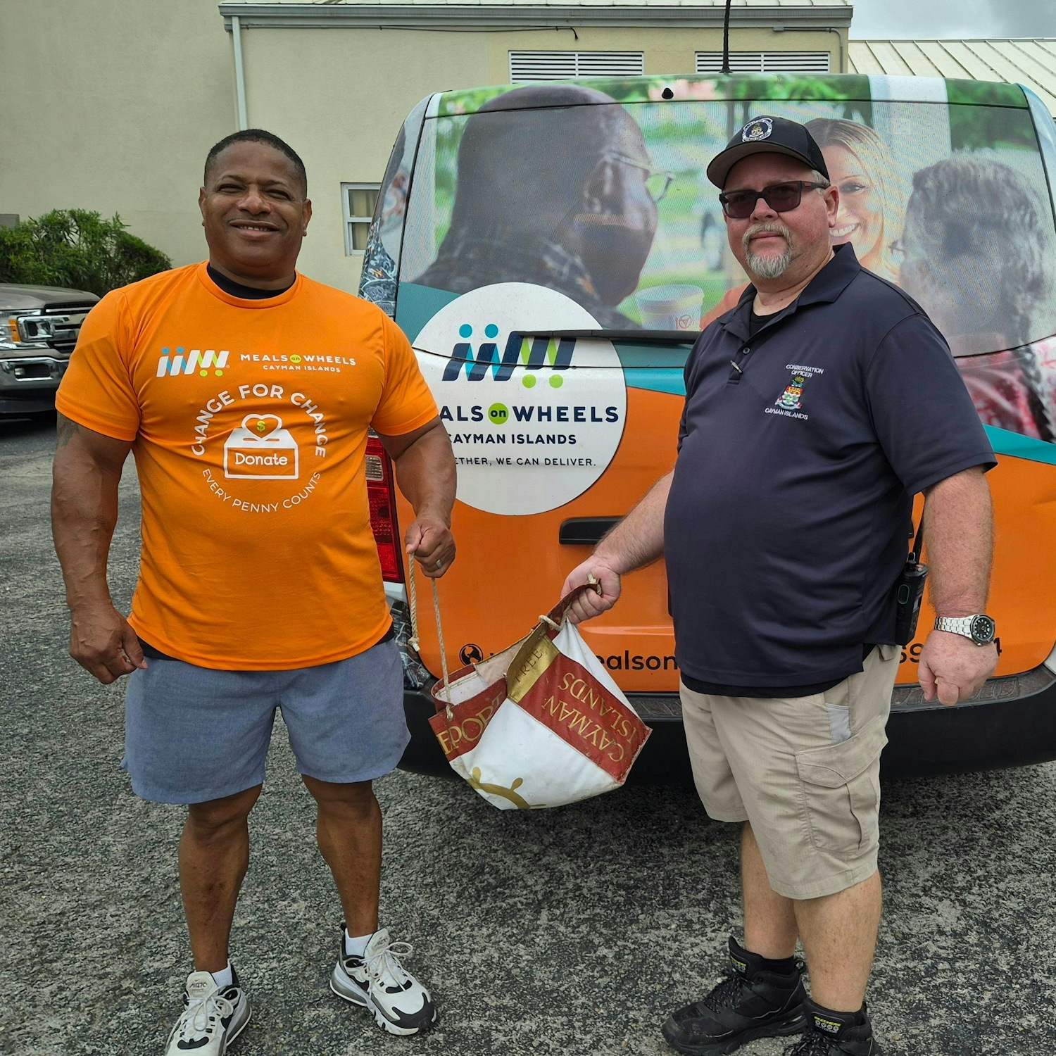 Man arrested with 70 conch; charged with assaulting DoE officer ...