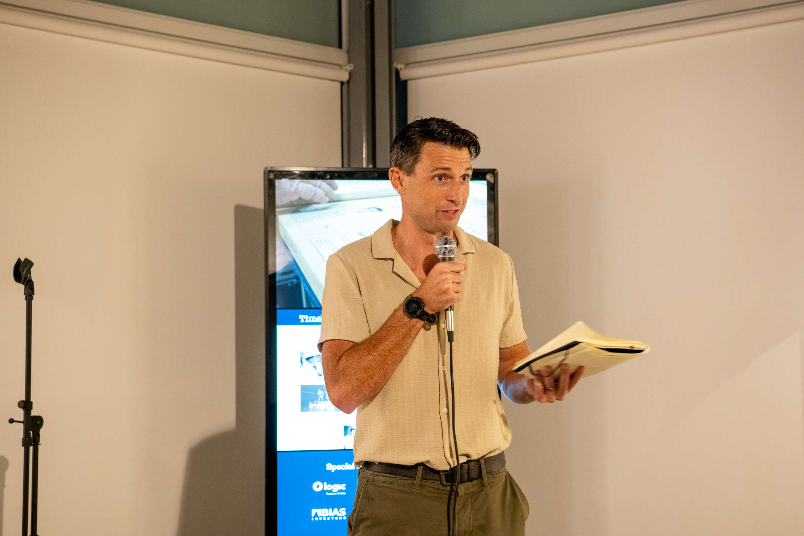 Timeback archival photos unveiled at gallery exhibit - Cayman Compass