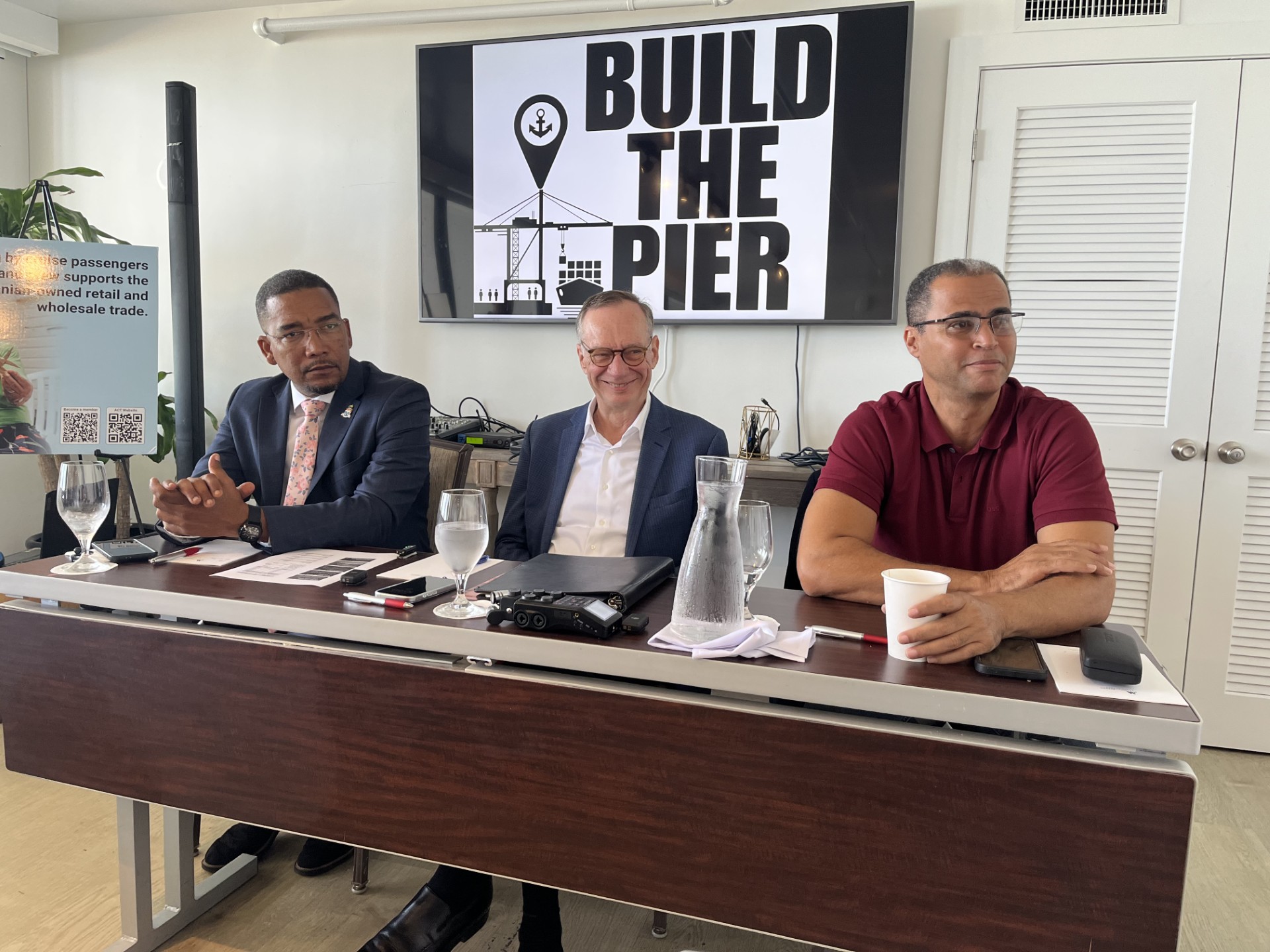 Pro- and anti-cruise pier groups gearing up campaigns before referendum - Cayman Compass