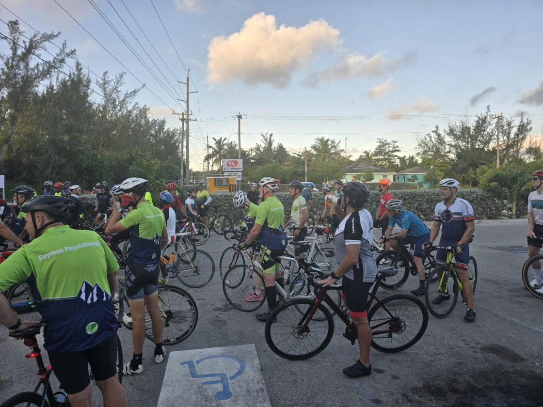 Cyclists turn out in huge numbers in memory of Per Undheim - Cayman Compass