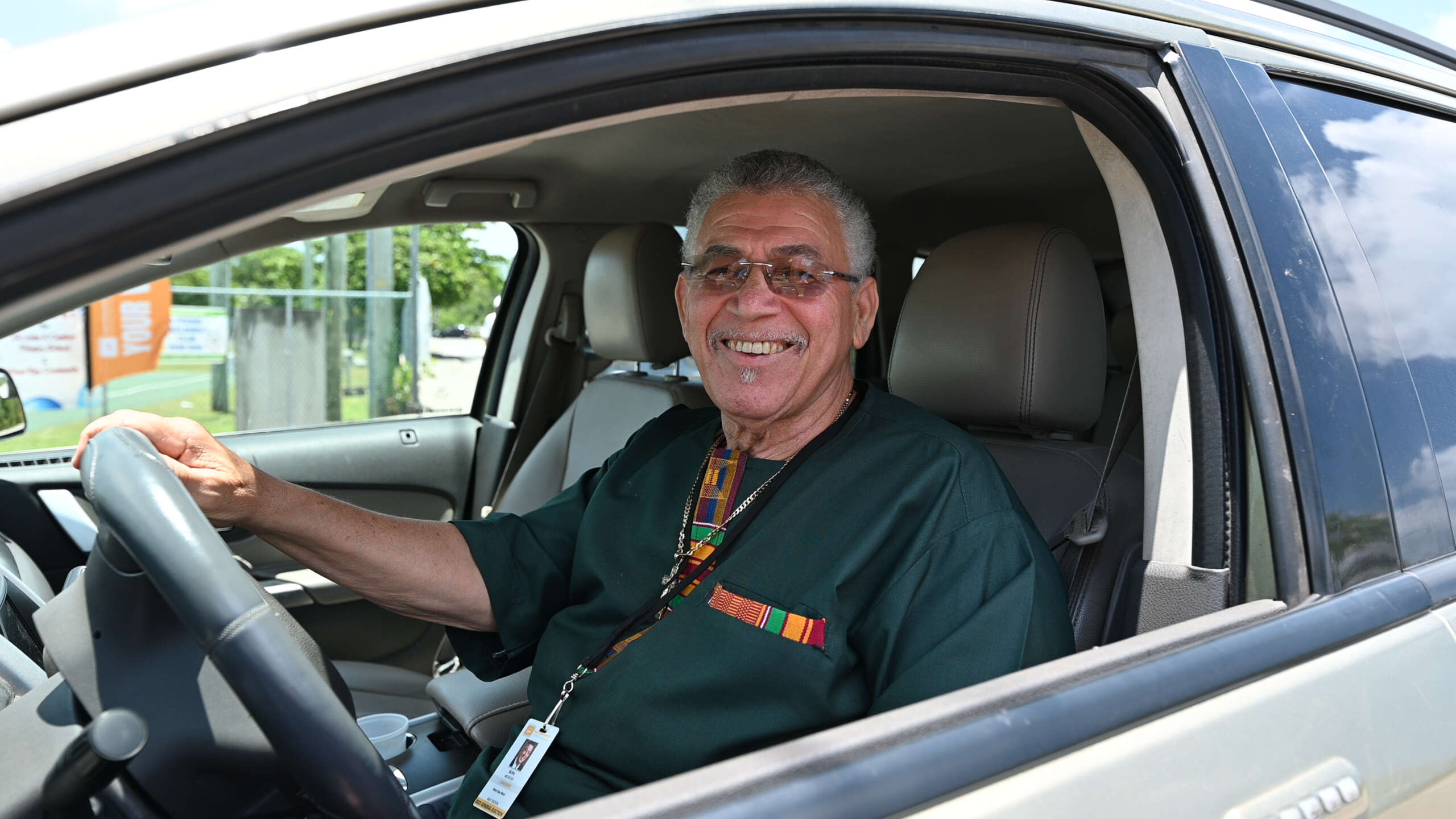 McKeeva Bush sets sights on new opponent: single-member constituencies ...