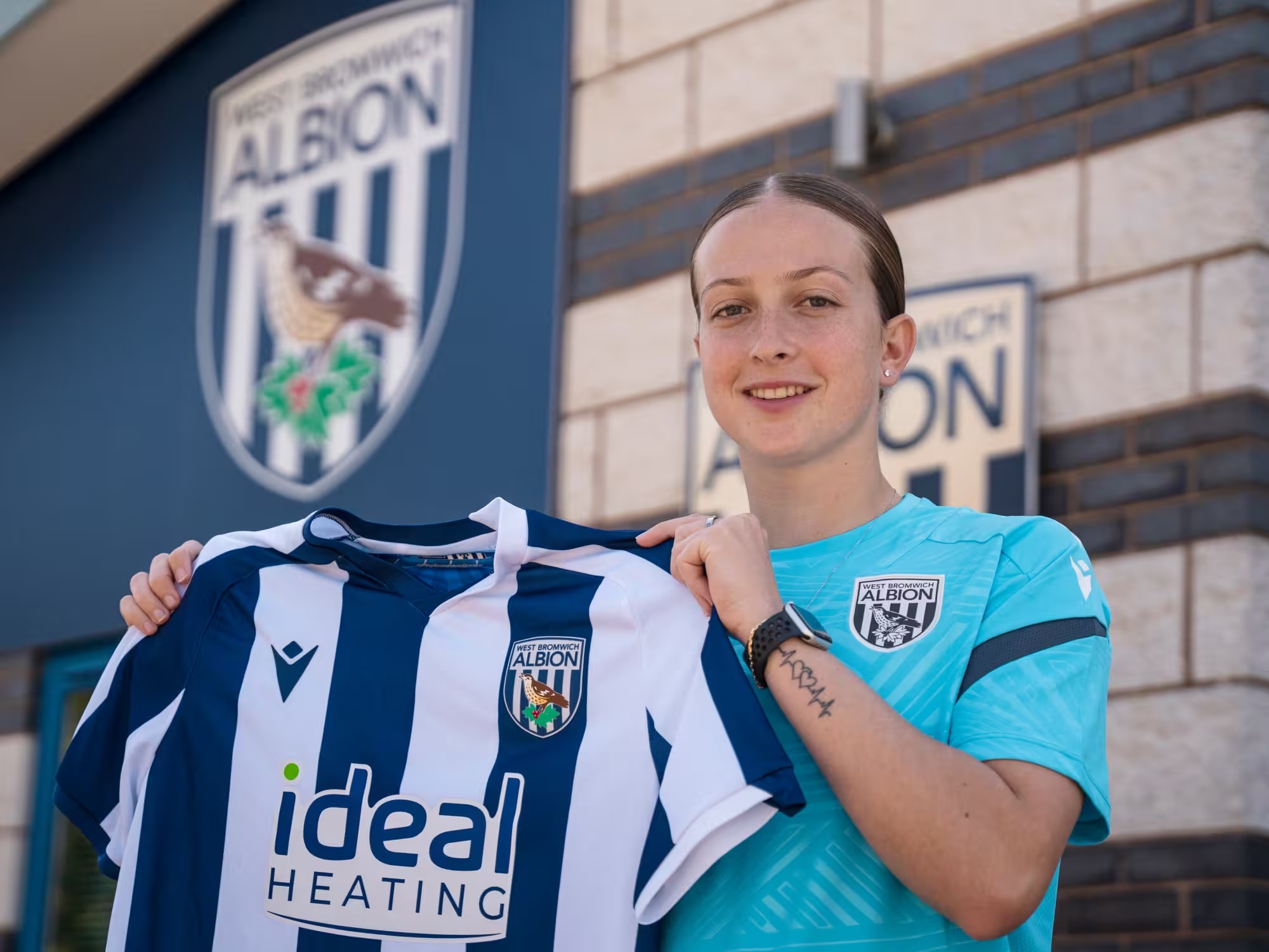 Molly Kehoe signs with West Bromwich Albion - Cayman Compass