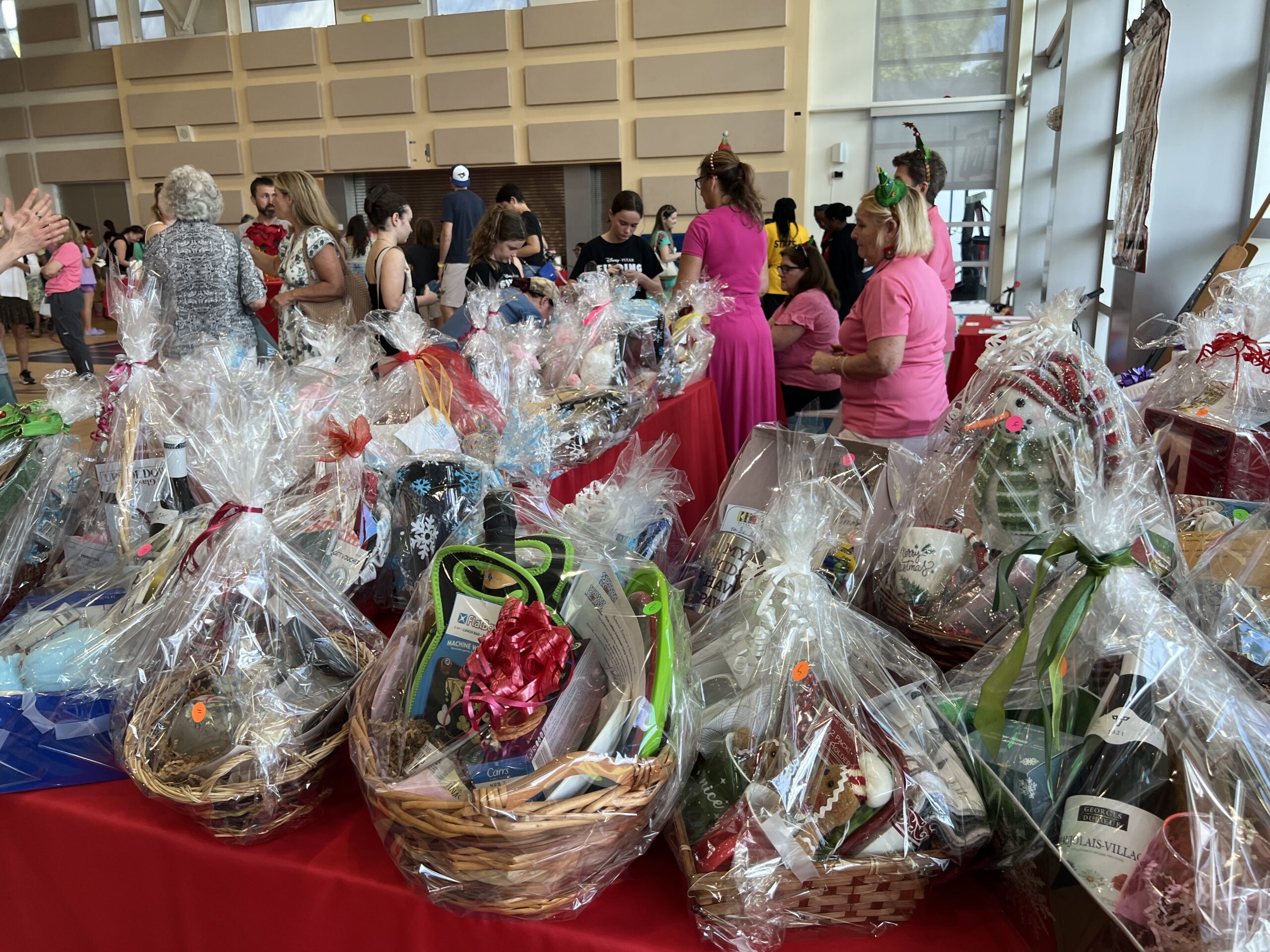 Pink Ladies' Christmas Bazaar brings community together - Cayman Compass