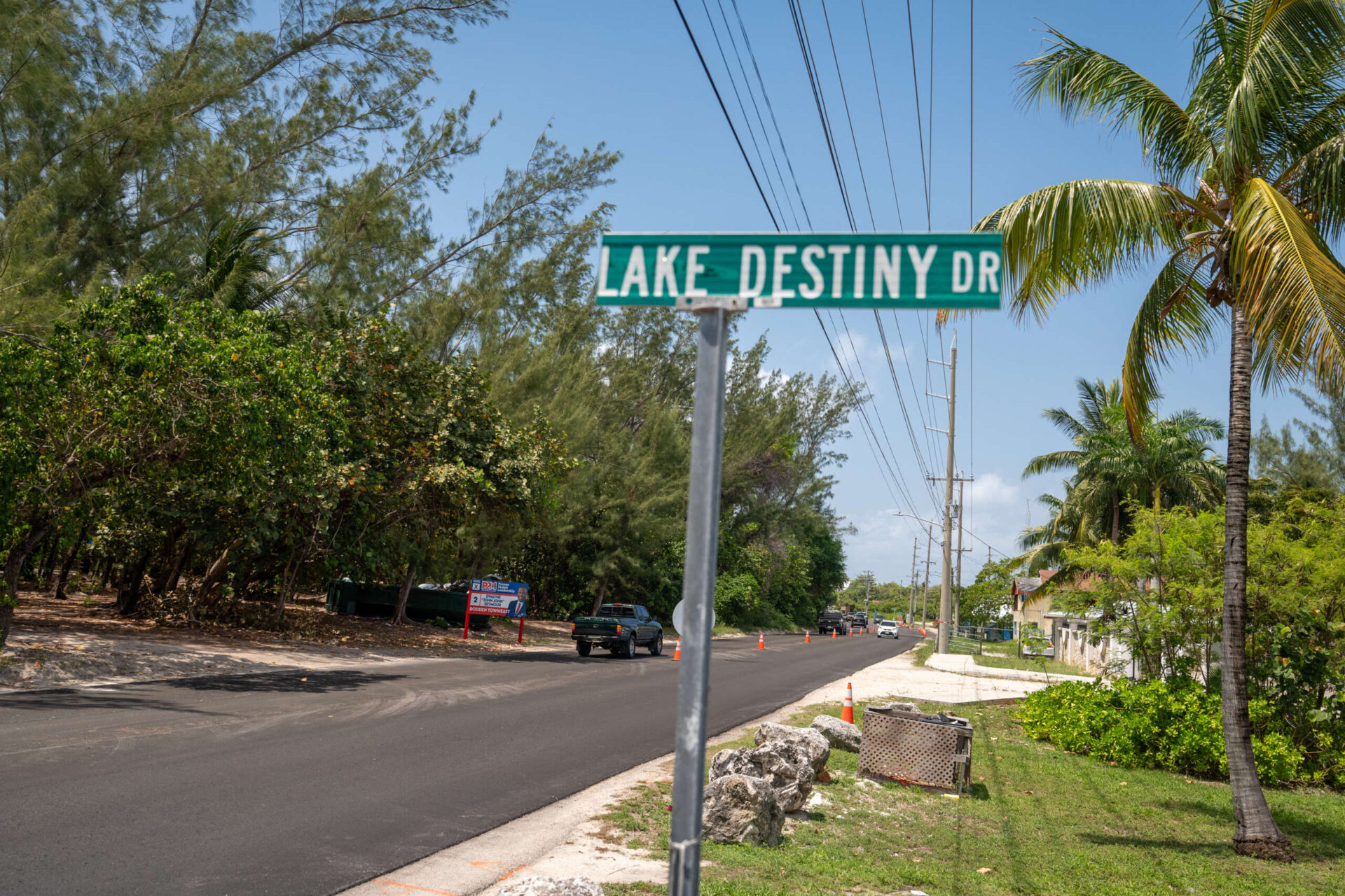 Roads authority set to install new signs urging drivers to give space ...
