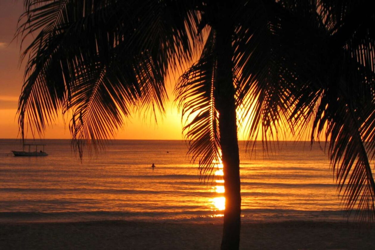 Foreign office issues travel warning to Brits travelling to Jamaica ...